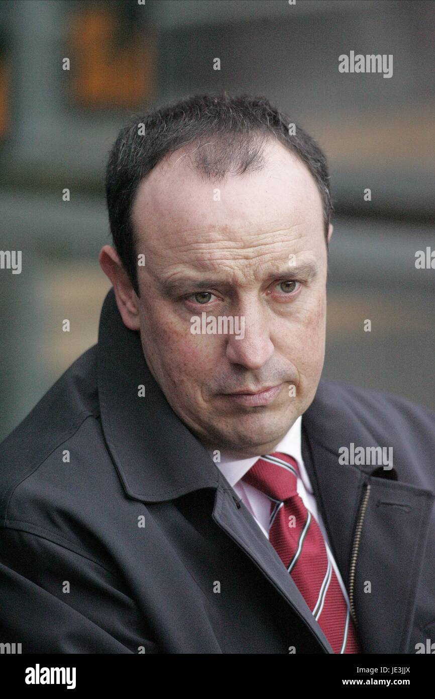 RAFA BENITEZ RAFAEL BENITEZ LIVERPOOL MANAGER LIVERPOOL FC MANAGER ...