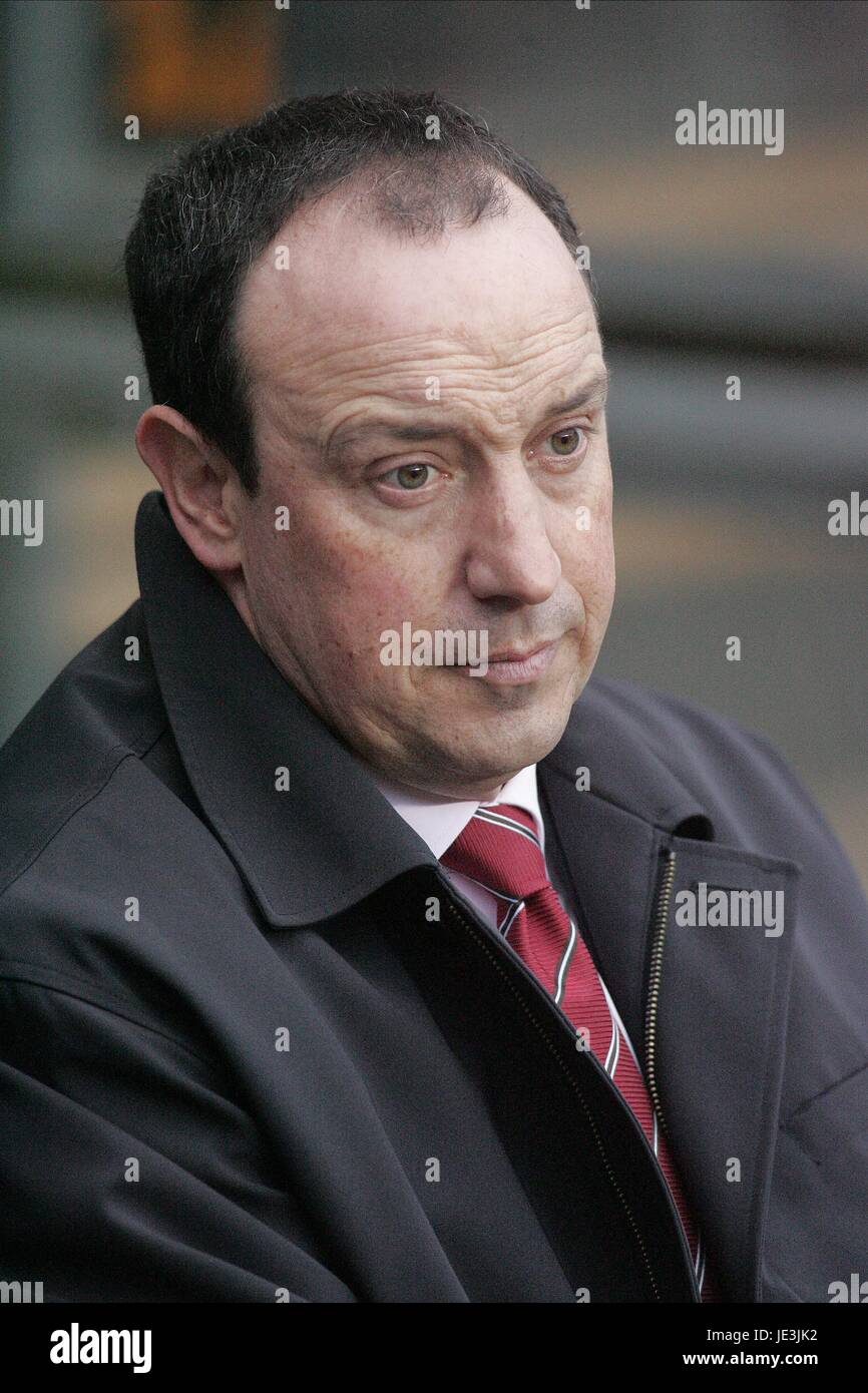 RAFA BENITEZ RAFAEL BENITEZ LIVERPOOL MANAGER LIVERPOOL FC MANAGER ...