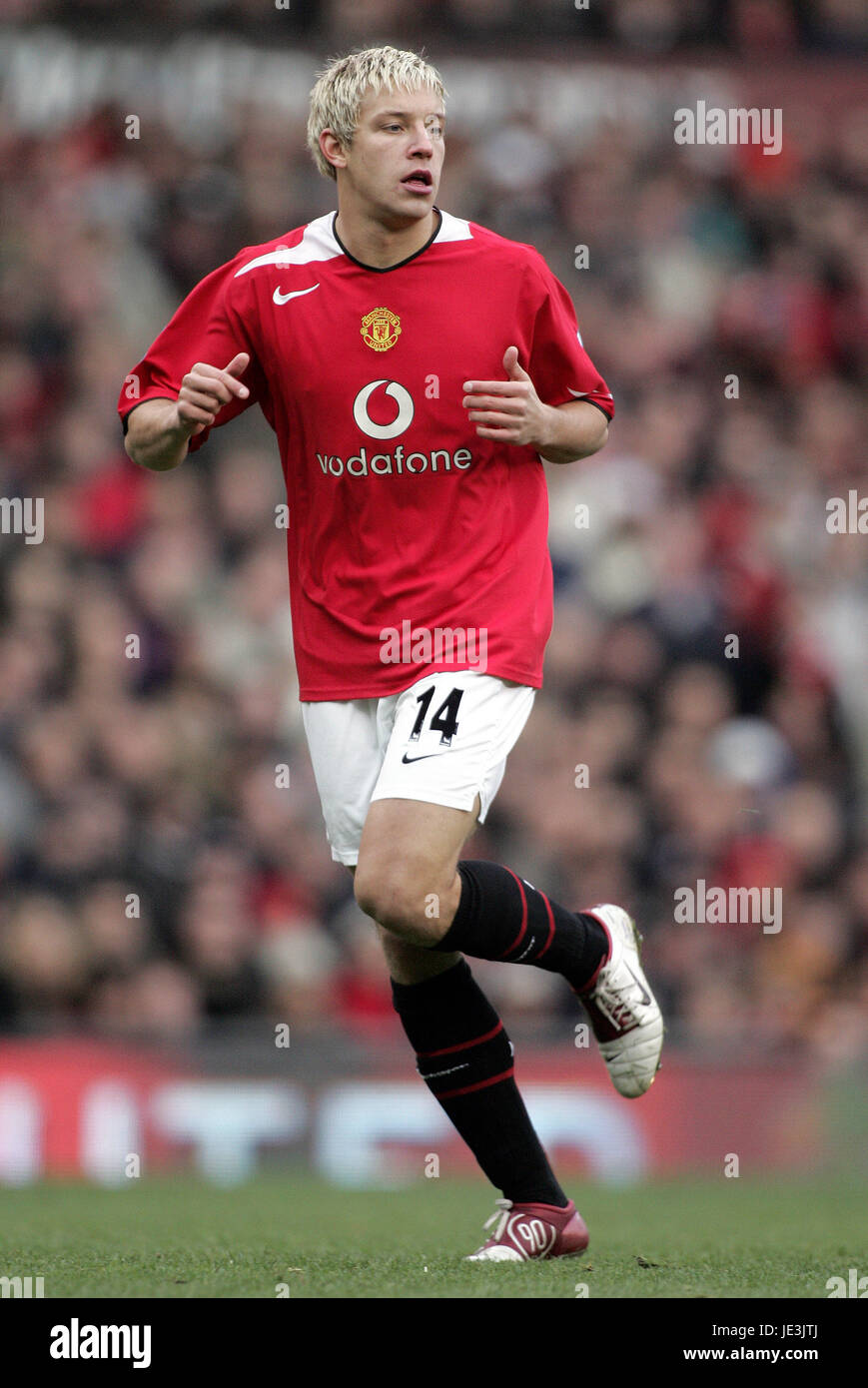 ALAN SMITH MANCHESTER UNITED FC OLD TRAFFORD MANCHESTER ENGLAND 20 ...
