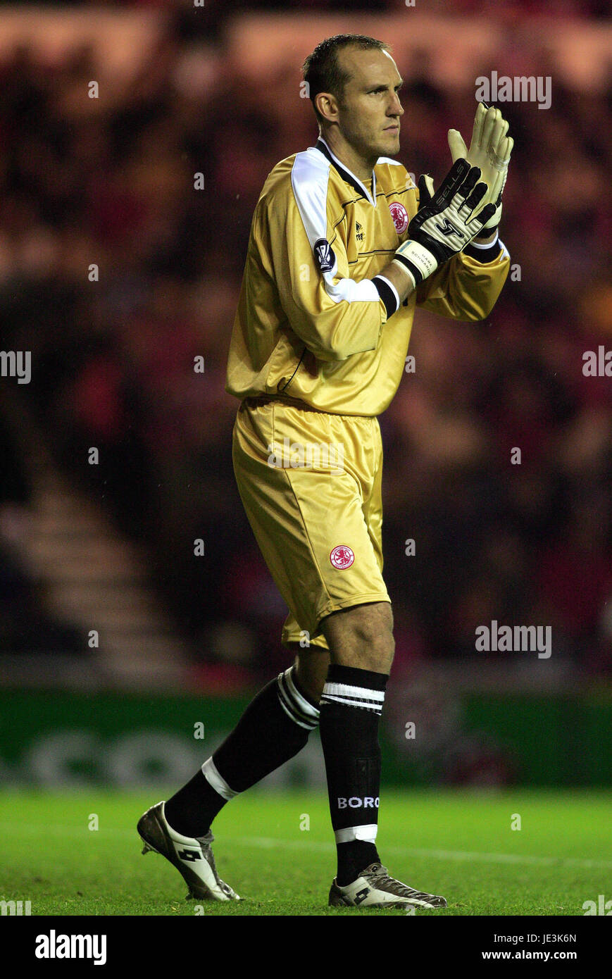 MARK SCHWARZER MIDDLESBROUGH FC RIVERSIDE STADIUM MIDDLESBROUGH ENGLAND ...