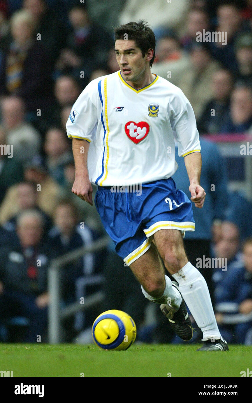 RICHARD HUGHES PORTSMOUTH FC VILLA PARK ASTON BIRMINGHAM ENGLAND 06 ...