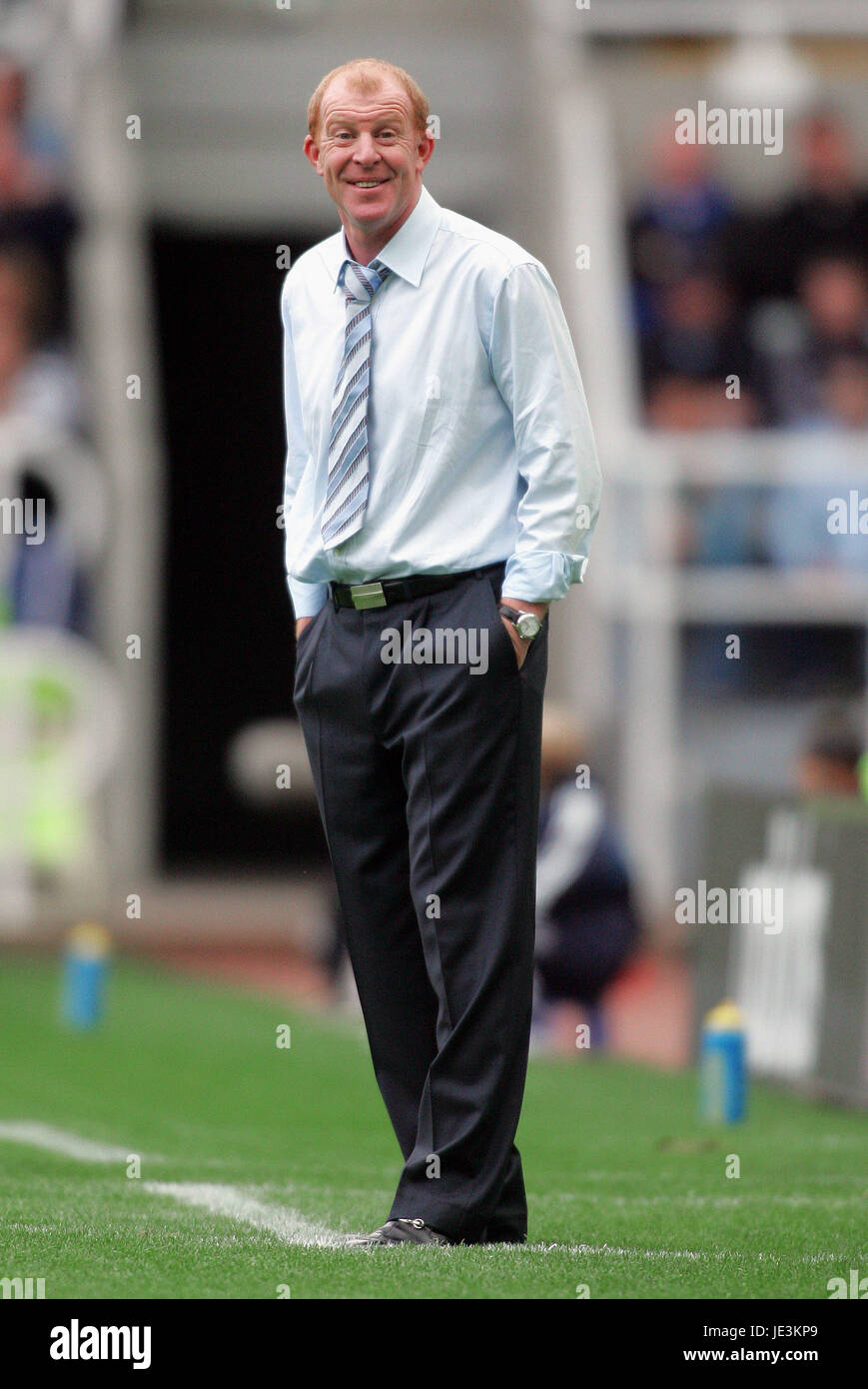 GARY MEGSON WEST BROMWICH ALBION MANAGER ST JAMES PARK NEWCASTLE ...