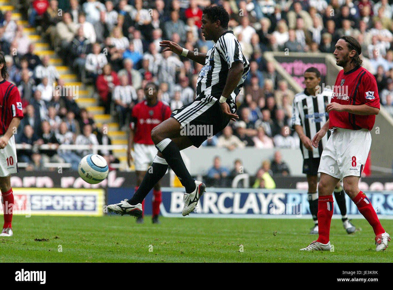 PATRICK KLUIVERT NEWCASTLE UNITED FC ST JAMES PARK NEWCASTLE ENGLAND 25 ...