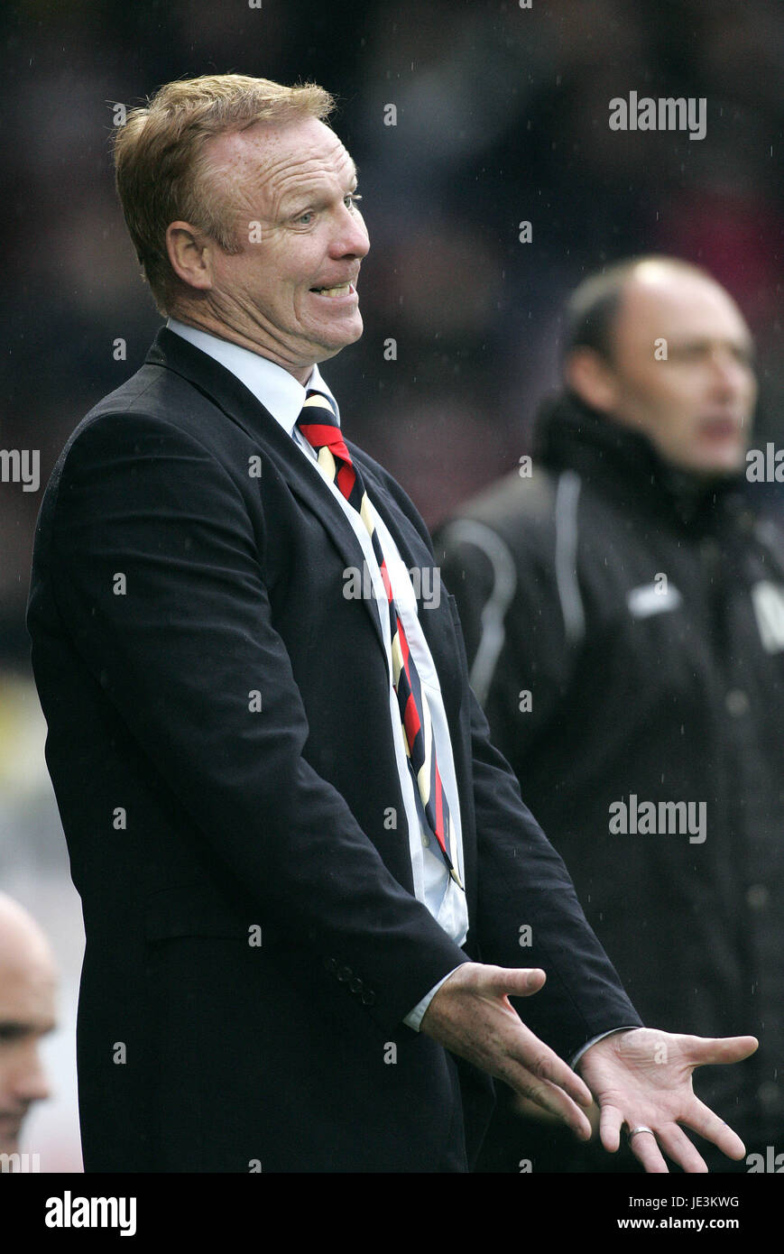 Glasgow rangers manager alex mcleish hi-res stock photography and ...