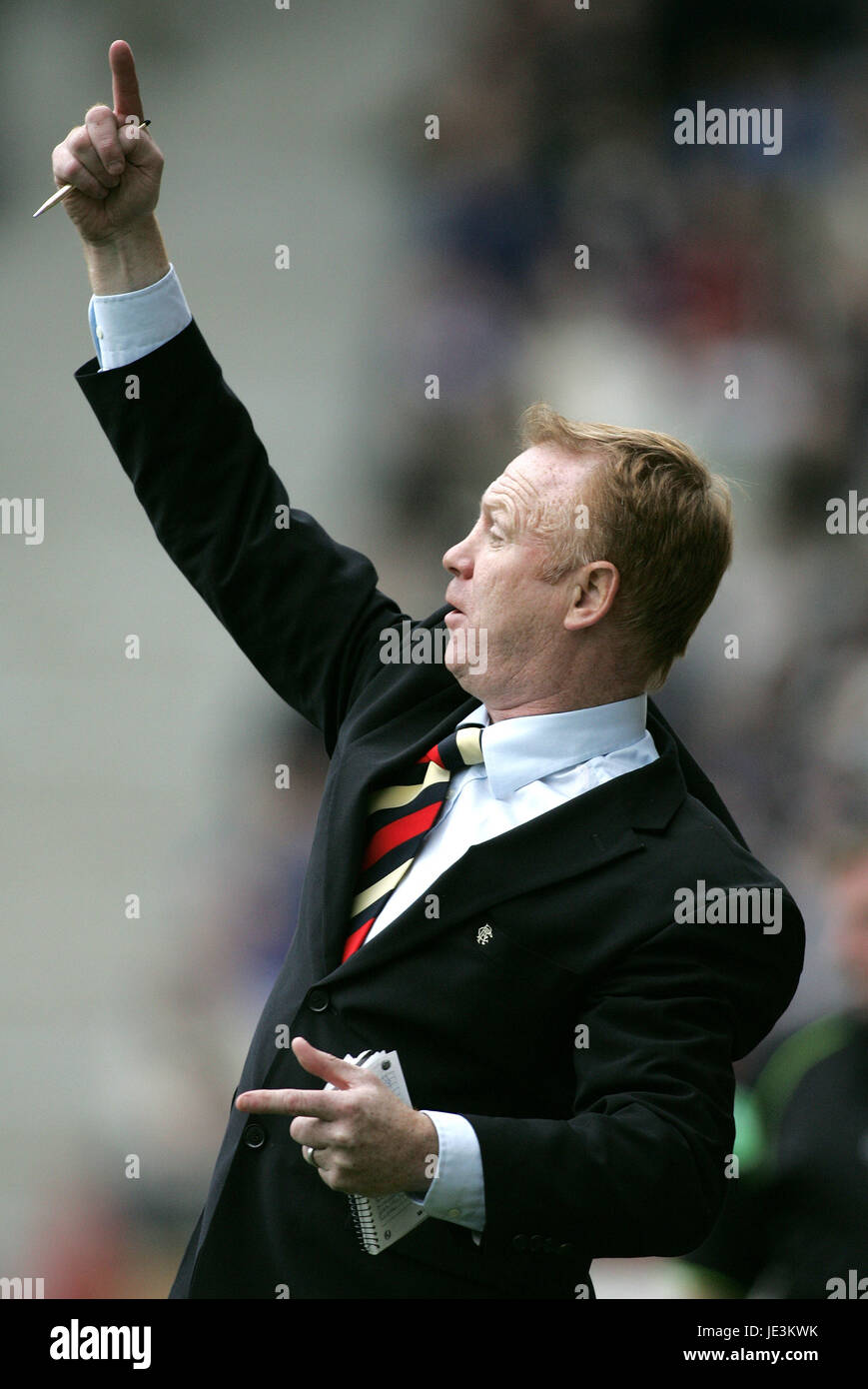 Scotland manager alex mcleish hi-res stock photography and images - Alamy