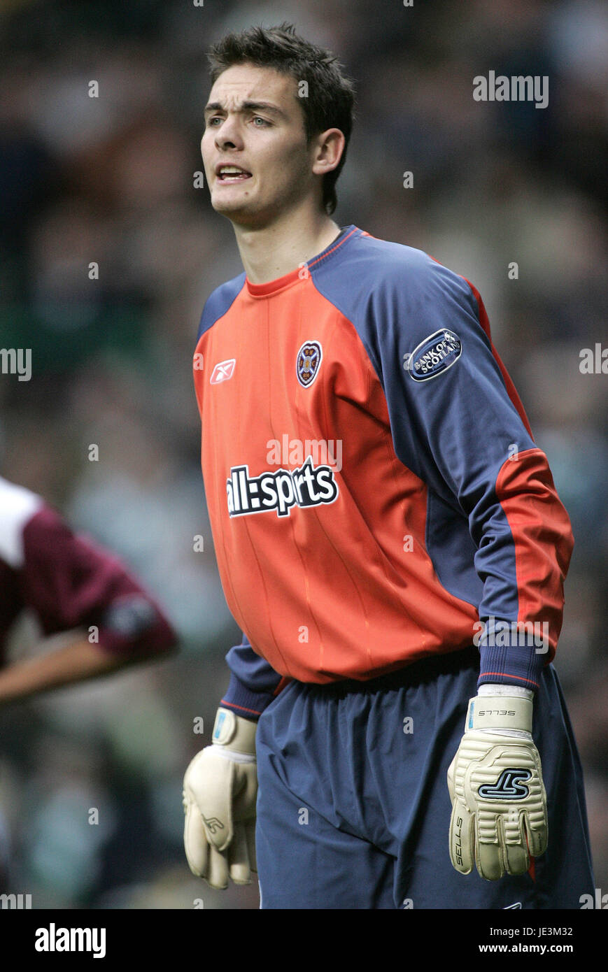 Heart of midlothian craig gordon hi-res stock photography and images ...