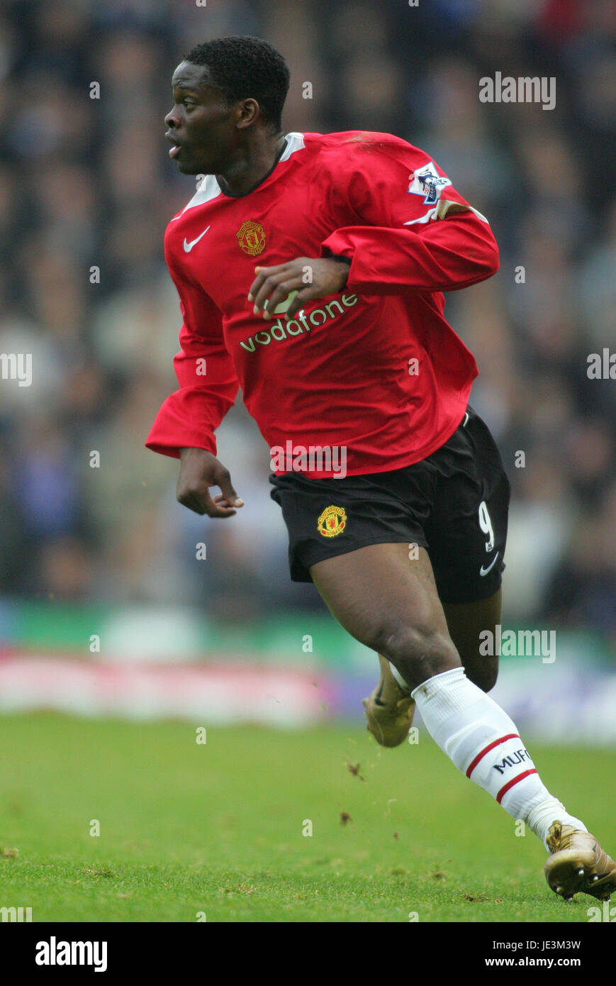 LOUIS SAHA MANCHESTER UNITED FC ST ANDREWS BIRMINGHAM ENGLAND 16 ...