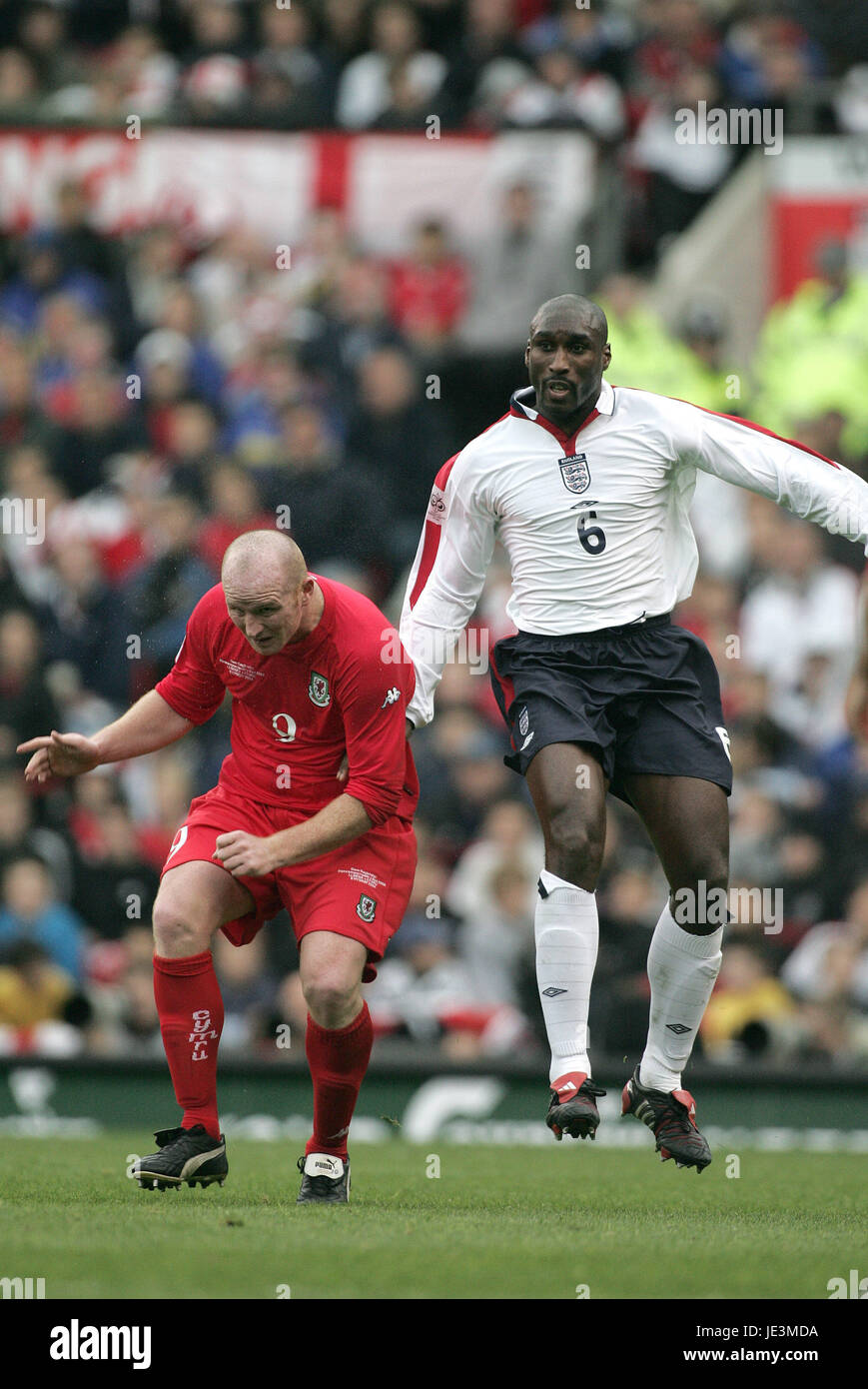 SOL CAMPBELL & JOHN HARTSON ENGLAND V WALES OLD TRAFFORD MANCHESTER ...