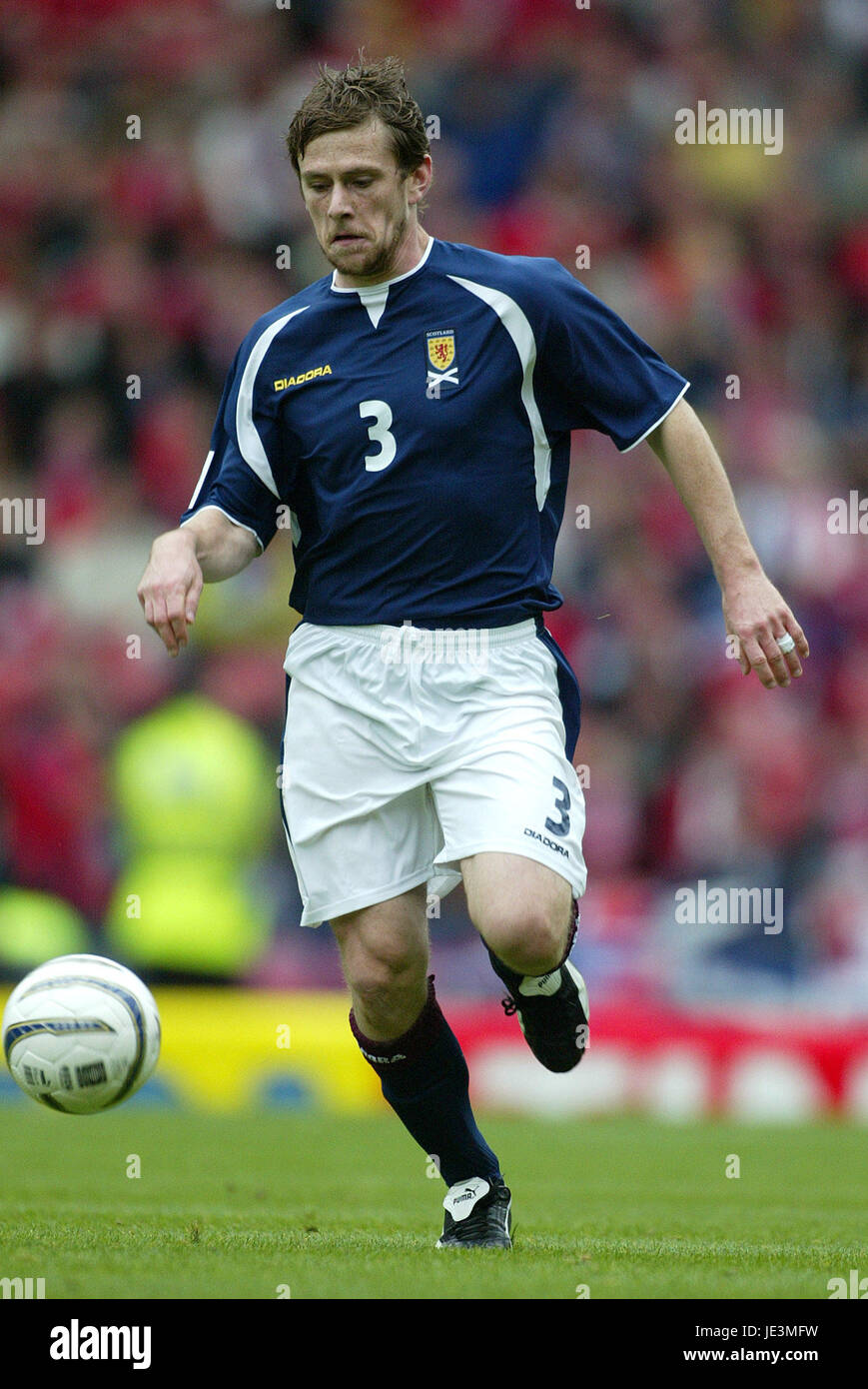 GARY NAYSMITH SCOTLAND & EVERTON FC HAMPDEN PARK GLASGOW SCOTLAND 09 ...