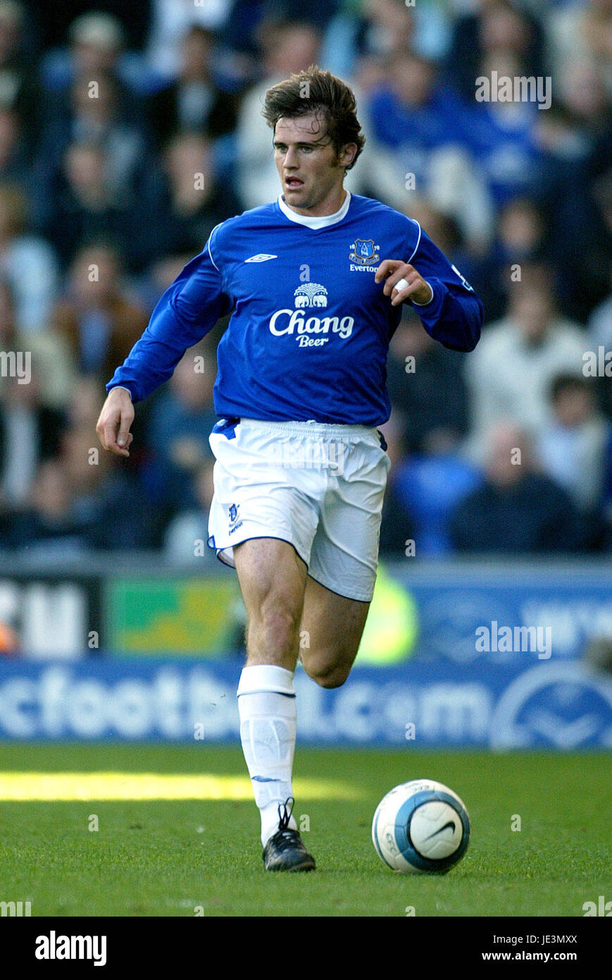 KEVIN KILBANE EVERTON FC GOODISON PARK LIVERPOOL ENGLAND 02 October ...