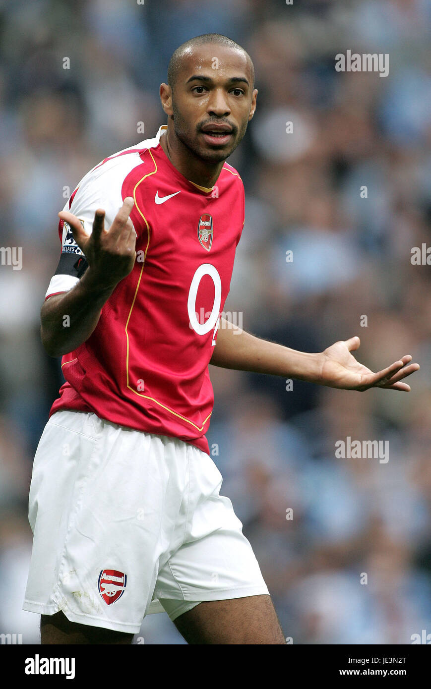 THIERRY HENRY ARSENAL FC CITY OF MANCHESTER STADIUM MANCHESTER 25 ...