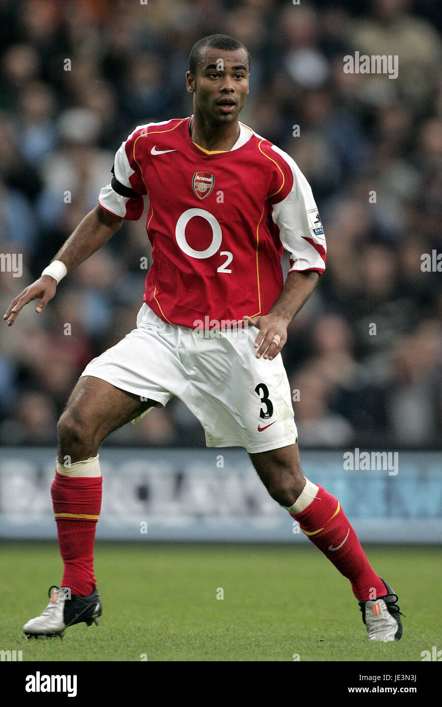 Ashley cole arsenal hi-res stock photography and images - Alamy
