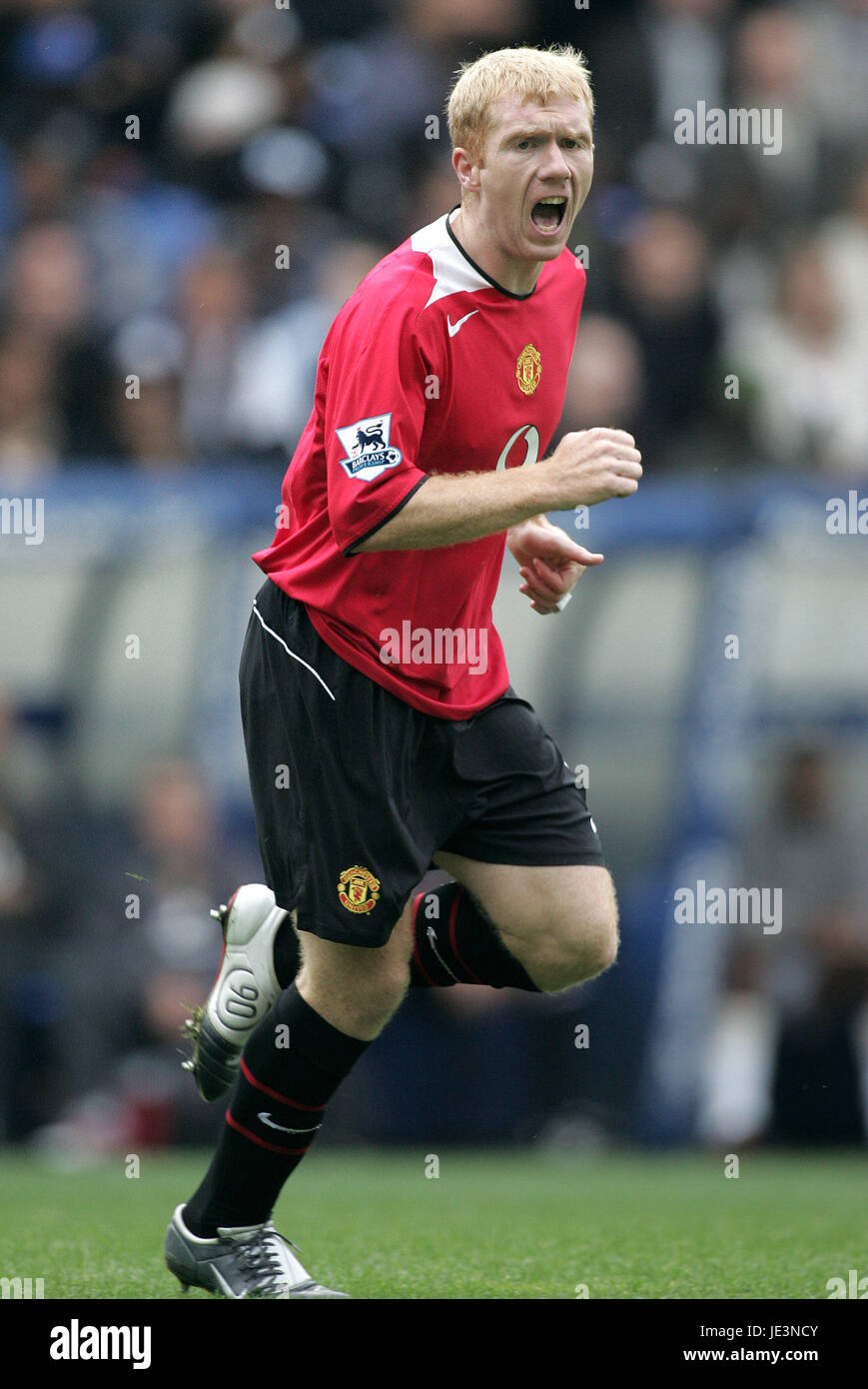 PAUL SCHOLES MANCHESTER UNITED FC REEBOK STADIUM BOLTON ENGLAND 11 ...