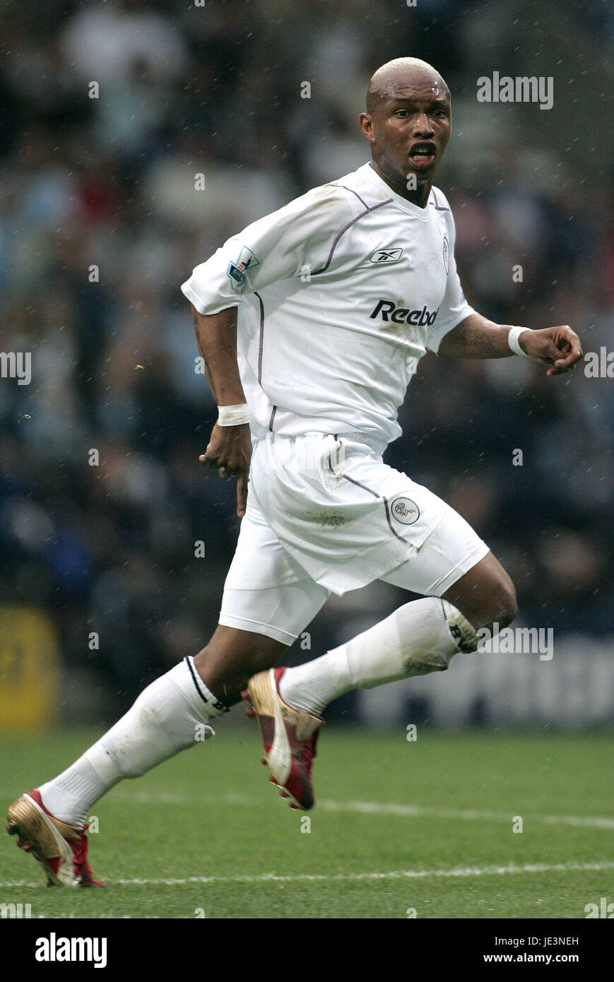 El hadji diouf manchester united hi-res stock photography and images ...