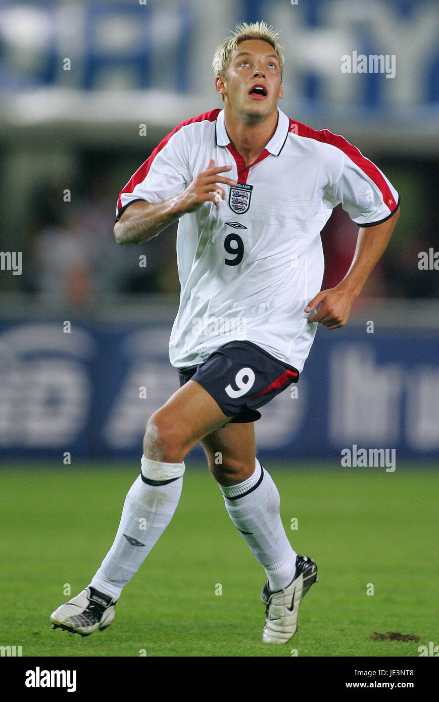 ALAN SMITH ENGLAND & MANCHESTER UNITED FC ERNST-HAPPEL-STADIUM VIENNA ...