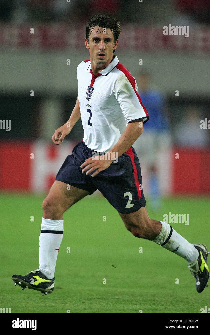 GARY NEVILLE ENGLAND & MANCHESTER UNITED FC ERNST-HAPPEL-STADIUM VIENNA ...