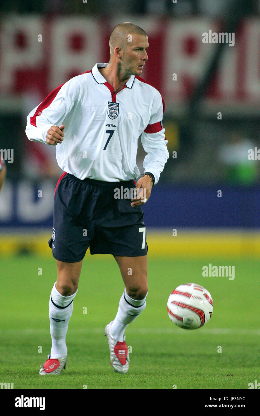 DAVID BECKHAM ENGLAND & REAL MADRID CF ERNST-HAPPEL-STADIUM VIENNA ...