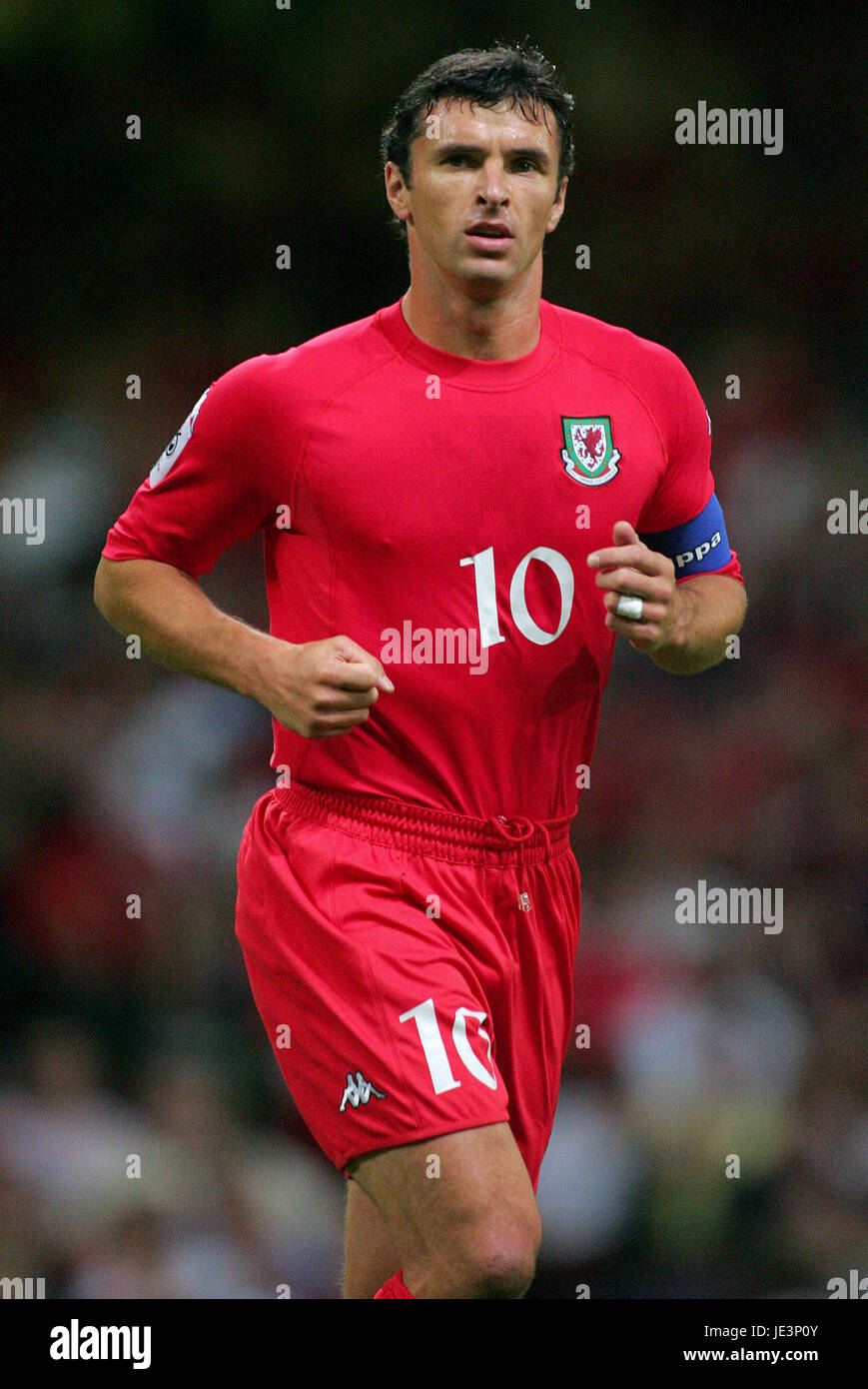 Gary speed wales hi-res stock photography and images - Alamy