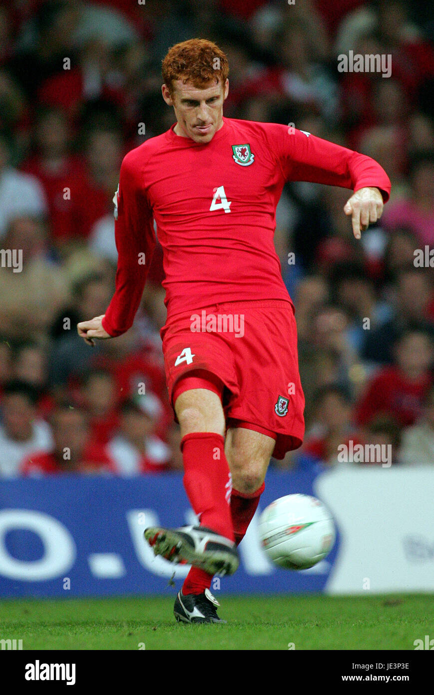 Millennium stadium cardiff 2004 hi-res stock photography and images - Alamy