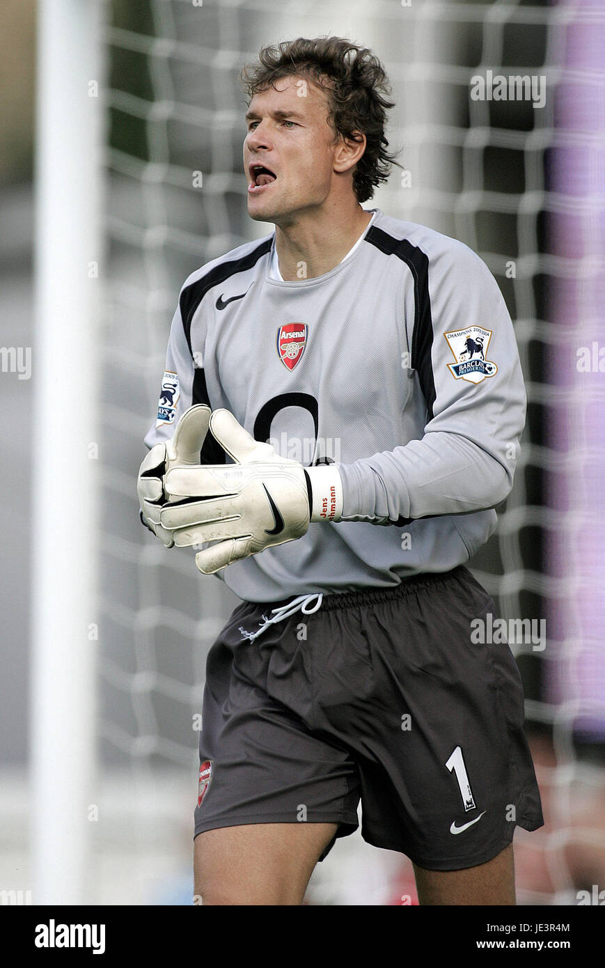 Jens lehmann 2004 hi-res stock photography and images - Alamy