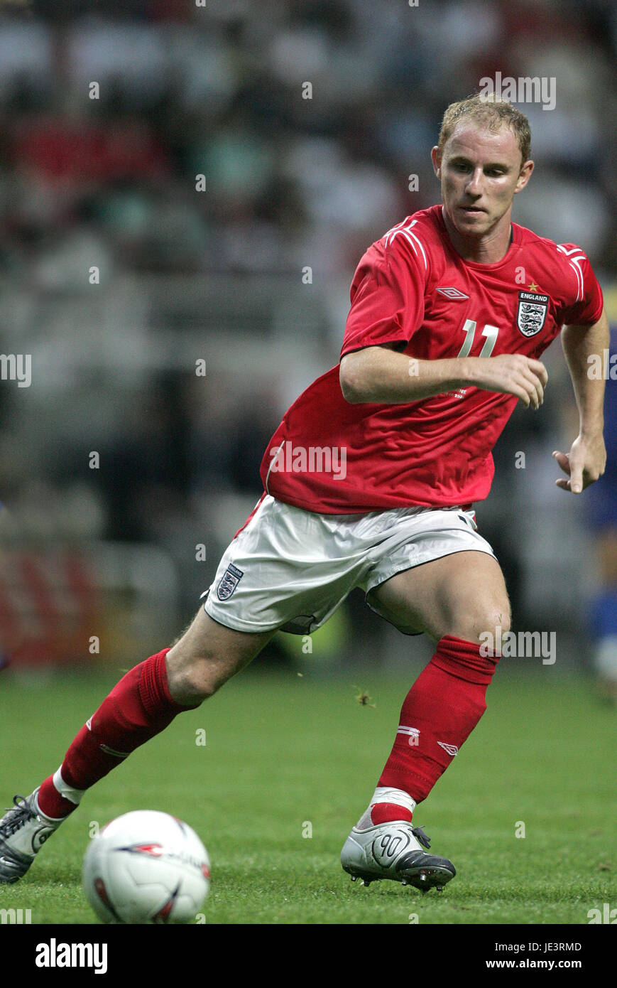 NICKY BUTT ENGLAND & NEWCASTLE UNITED FC ST JAMES PARK NEWCASTLE ...