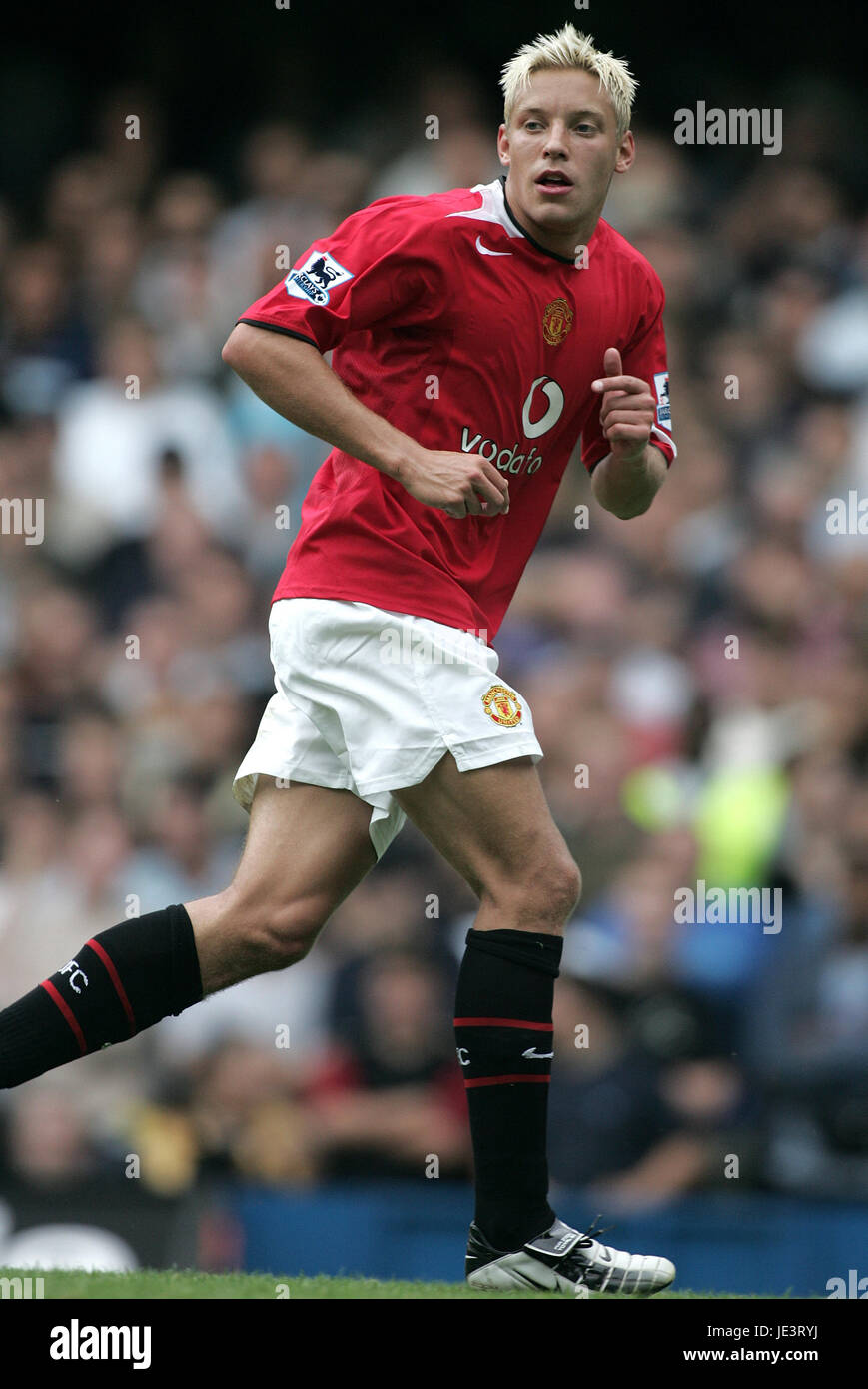 ALAN SMITH MANCHESTER UNITED FC STAMFORD BRIDGE CHELSEA LONDON ENGLAND ...