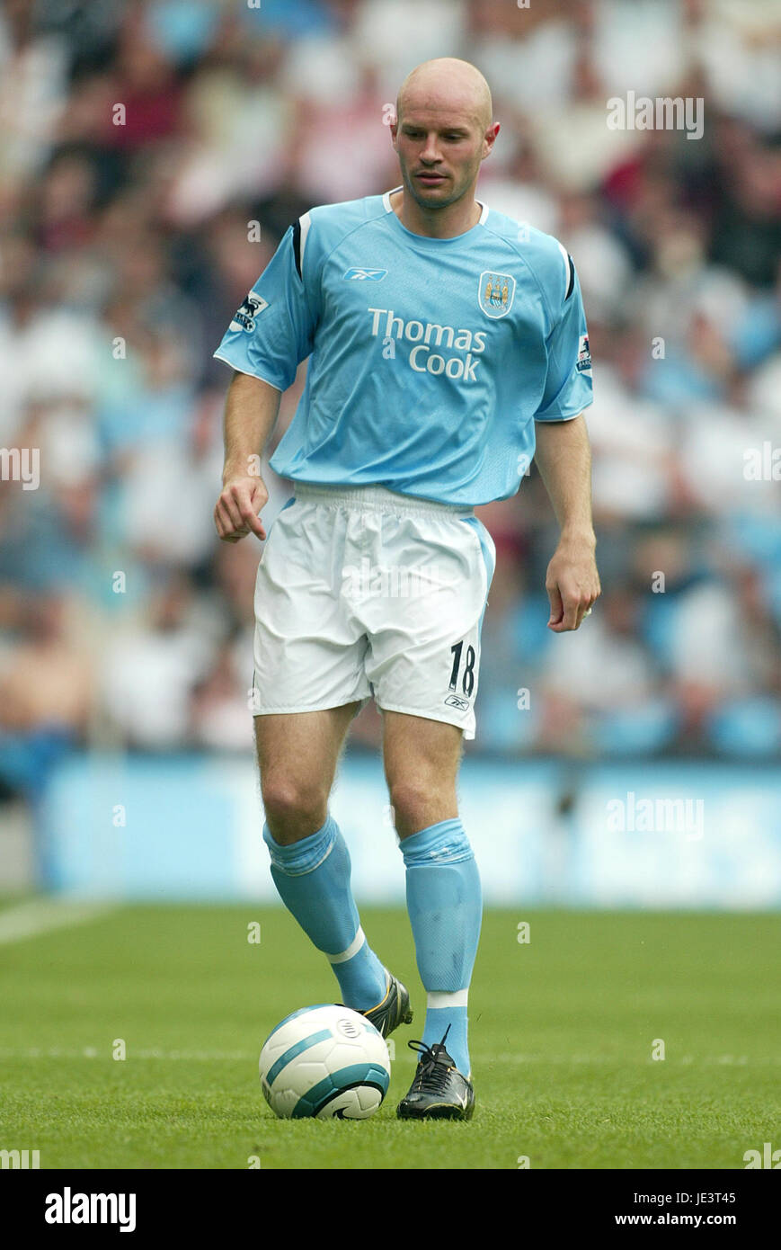 DANNY MILLS MANCHESTER CITY FC CITY OF MANCHESTER STADIUM MANCHESTER ...