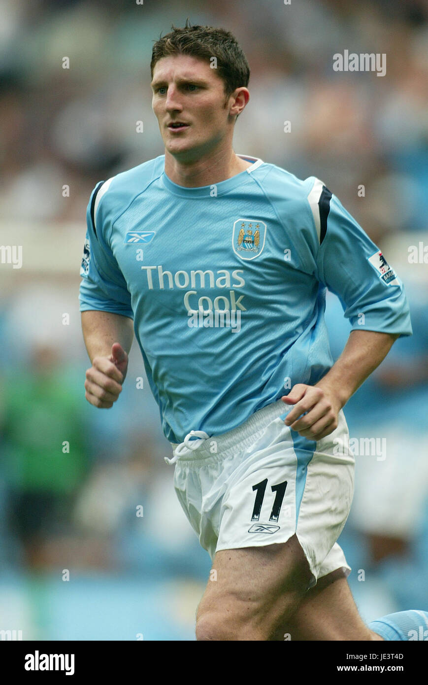 JON MACKEN MANCHESTER CITY FC CITY OF MANCHESTER STADIUM MANCHESTER ...
