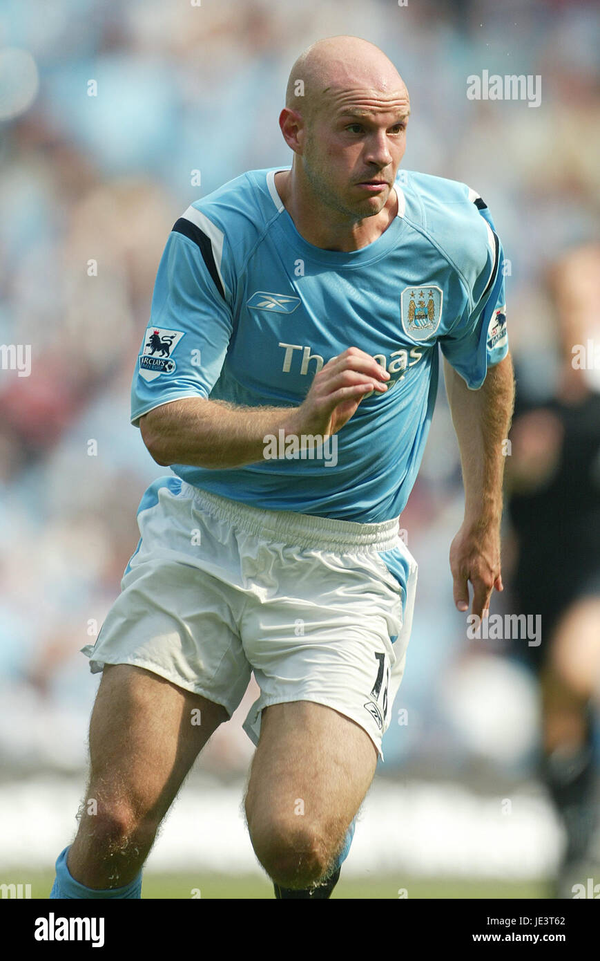 DANNY MILLS MANCHESTER CITY FC CITY OF MANCHESTER STADIUM MANCHESTER ...