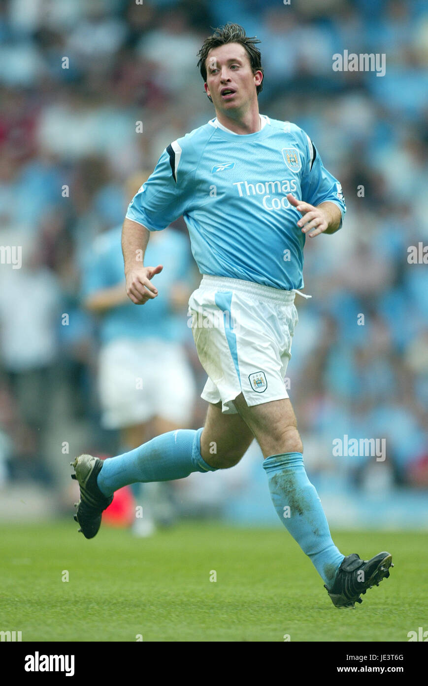 ROBBIE FOWLER MANCHESTER CITY FC CITY OF MANCHESTER STADIUM MANCHESTER ...
