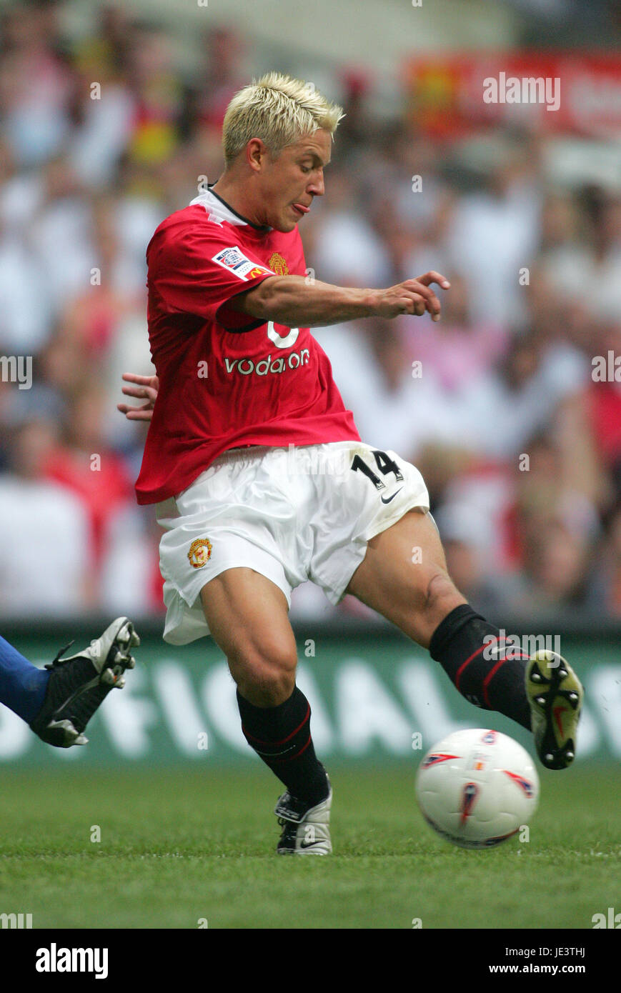 ALAN SMITH MANCHESTER UNITED FC MILLENNIUM STADIUM CARDIFF WALES 08 ...