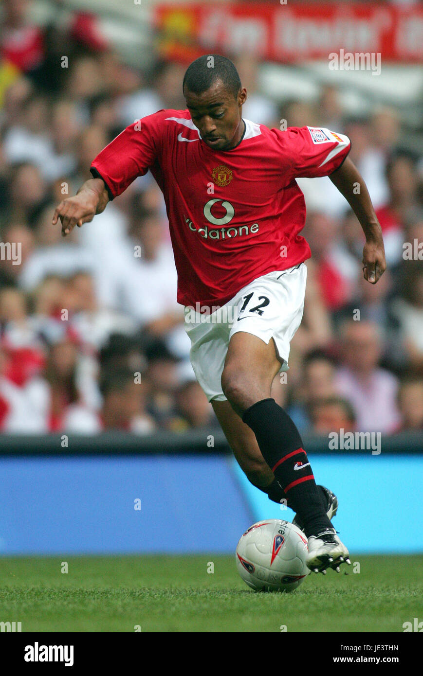DAVID BELLION MANCHESTER UNITED FC MILLENNIUM STADIUM CARDIFF WALES 08 ...