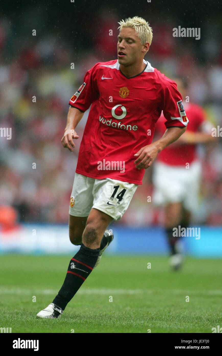 ALAN SMITH MANCHESTER UNITED FC MILLENNIUM STADIUM CARDIFF WALES 08 ...