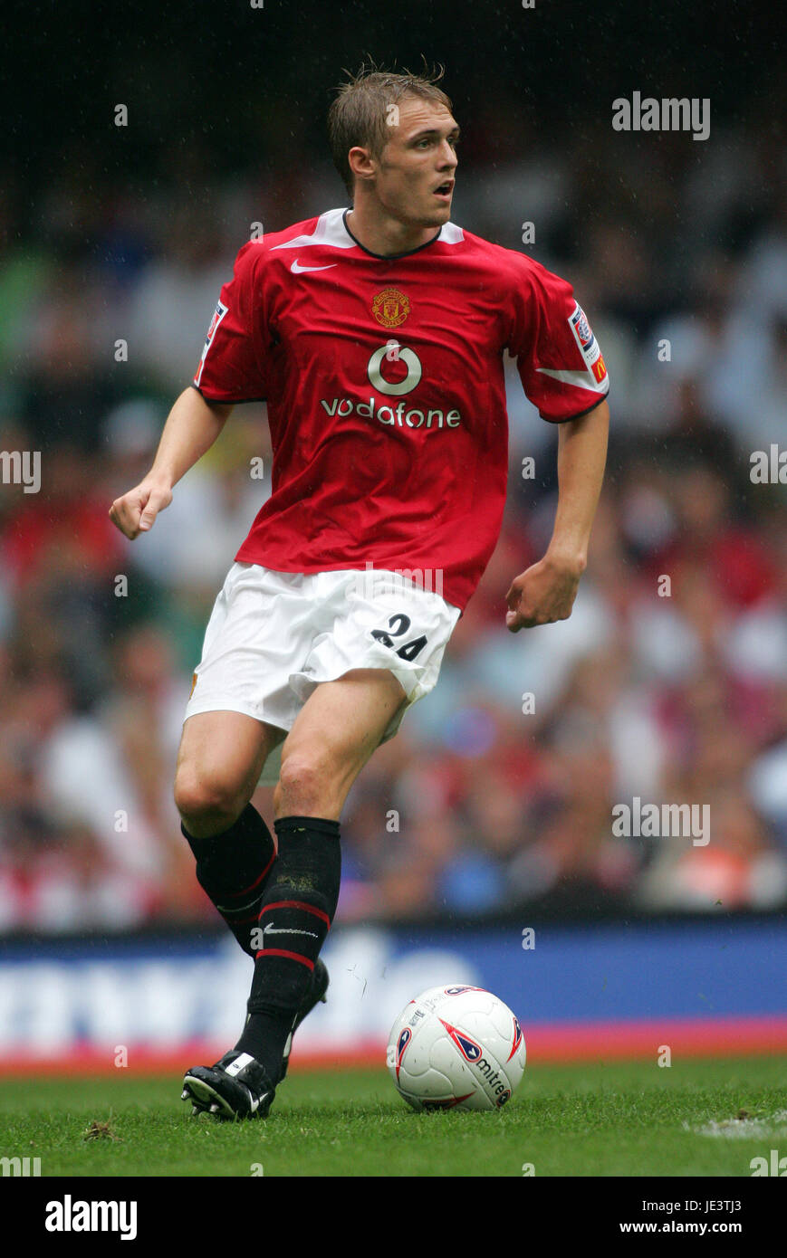 DARREN FLETCHER MANCHESTER UNITED FC MILLENNIUM STADIUM CARDIFF WALES ...