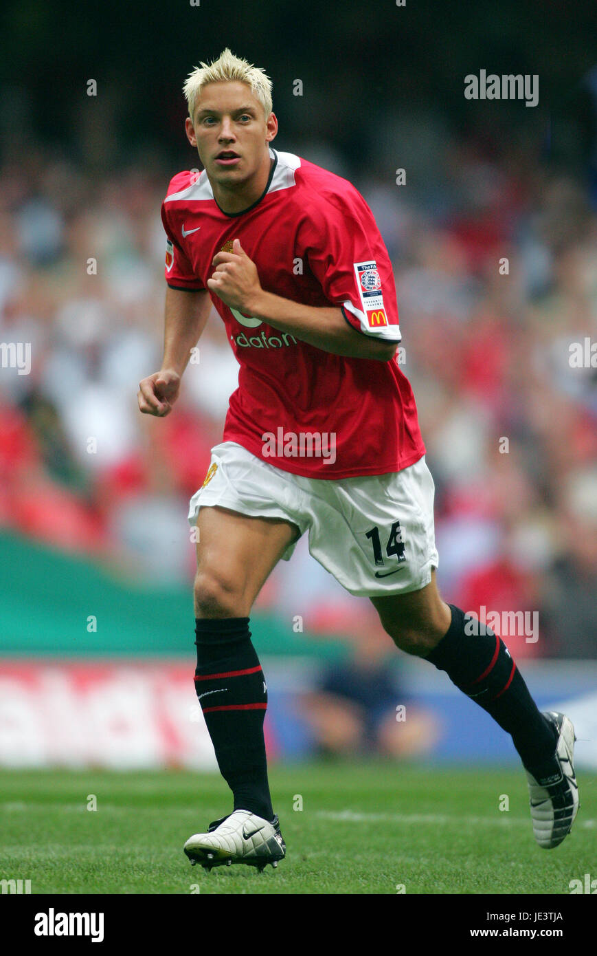 ALAN SMITH MANCHESTER UNITED FC MILLENNIUM STADIUM CARDIFF WALES 08 ...