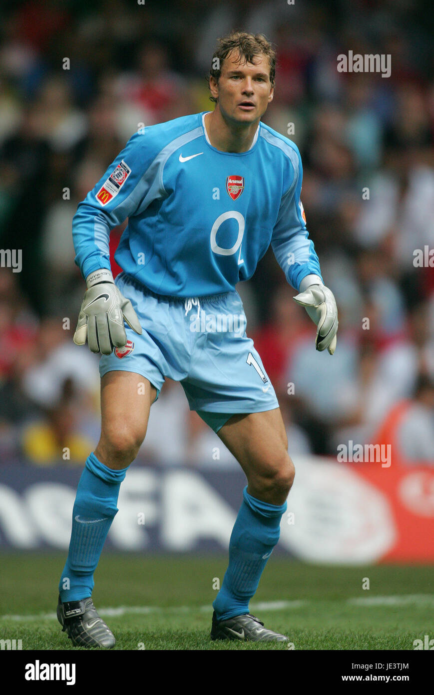 JENS LEHMANN ARSENAL FC MILLENNIUM STADIUM CARDIFF WALES 08 August 2004 ...
