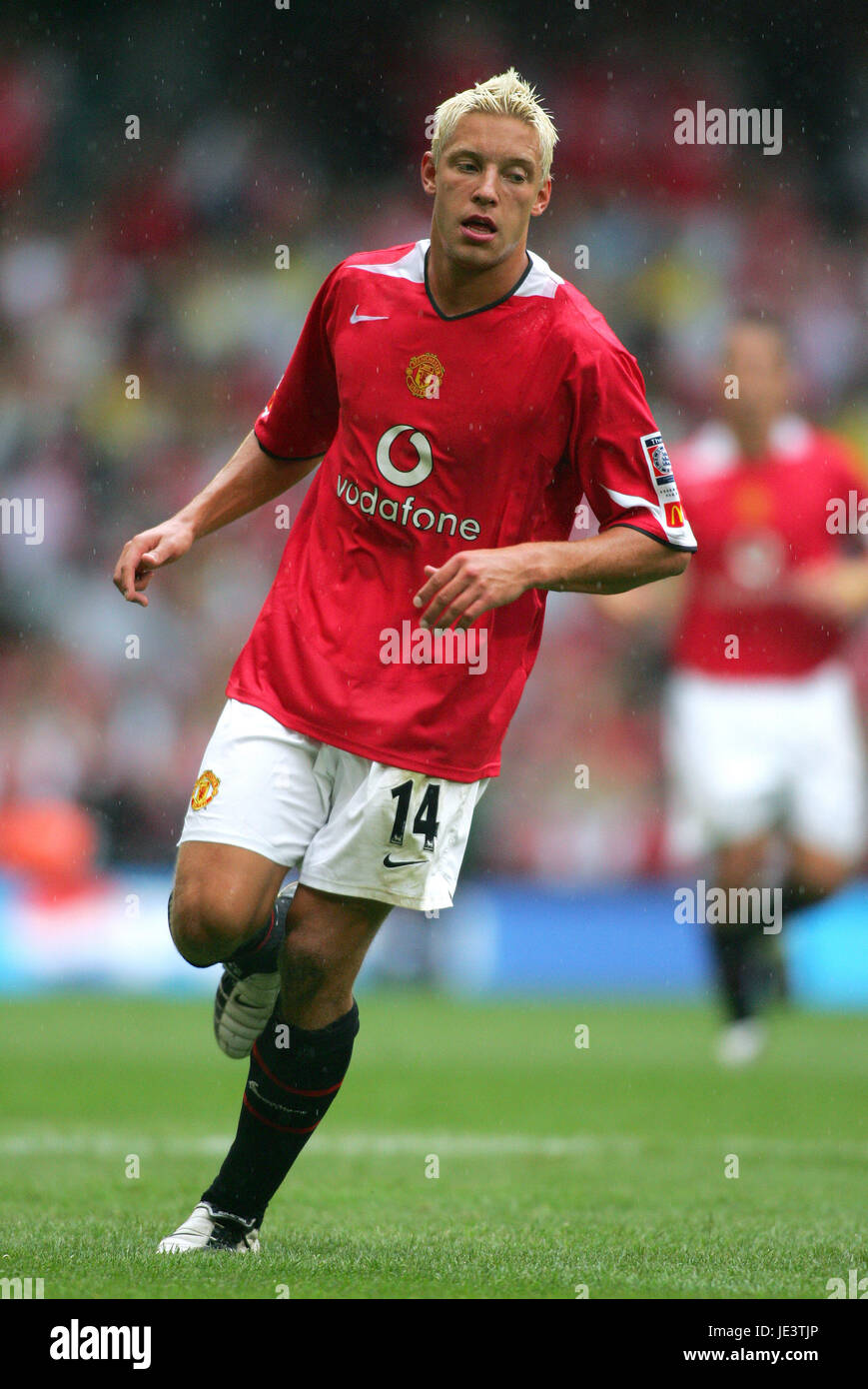 ALAN SMITH MANCHESTER UNITED FC MILLENNIUM STADIUM CARDIFF WALES 08 ...