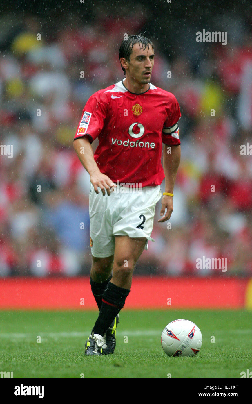 Gary neville manchester united fc hi-res stock photography and images ...