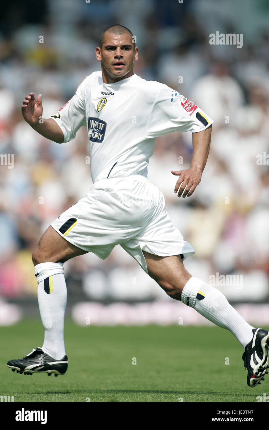 JERMAINE WRIGHT LEEDS UNITED FC ELLAND ROAD LEEDS ENGLAND 07 August ...