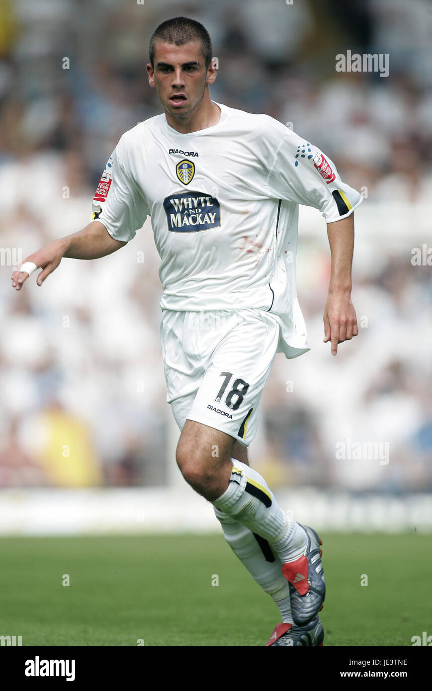 SIMON WALTON LEEDS UNITED FC ELLAND ROAD LEEDS ENGLAND 07 August 2004 ...