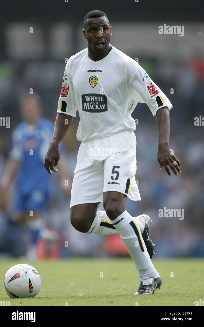 LUCAS RADEBE LEEDS UNITED FC ELLAND ROAD LEEDS ENGLAND 07 August 2004 ...