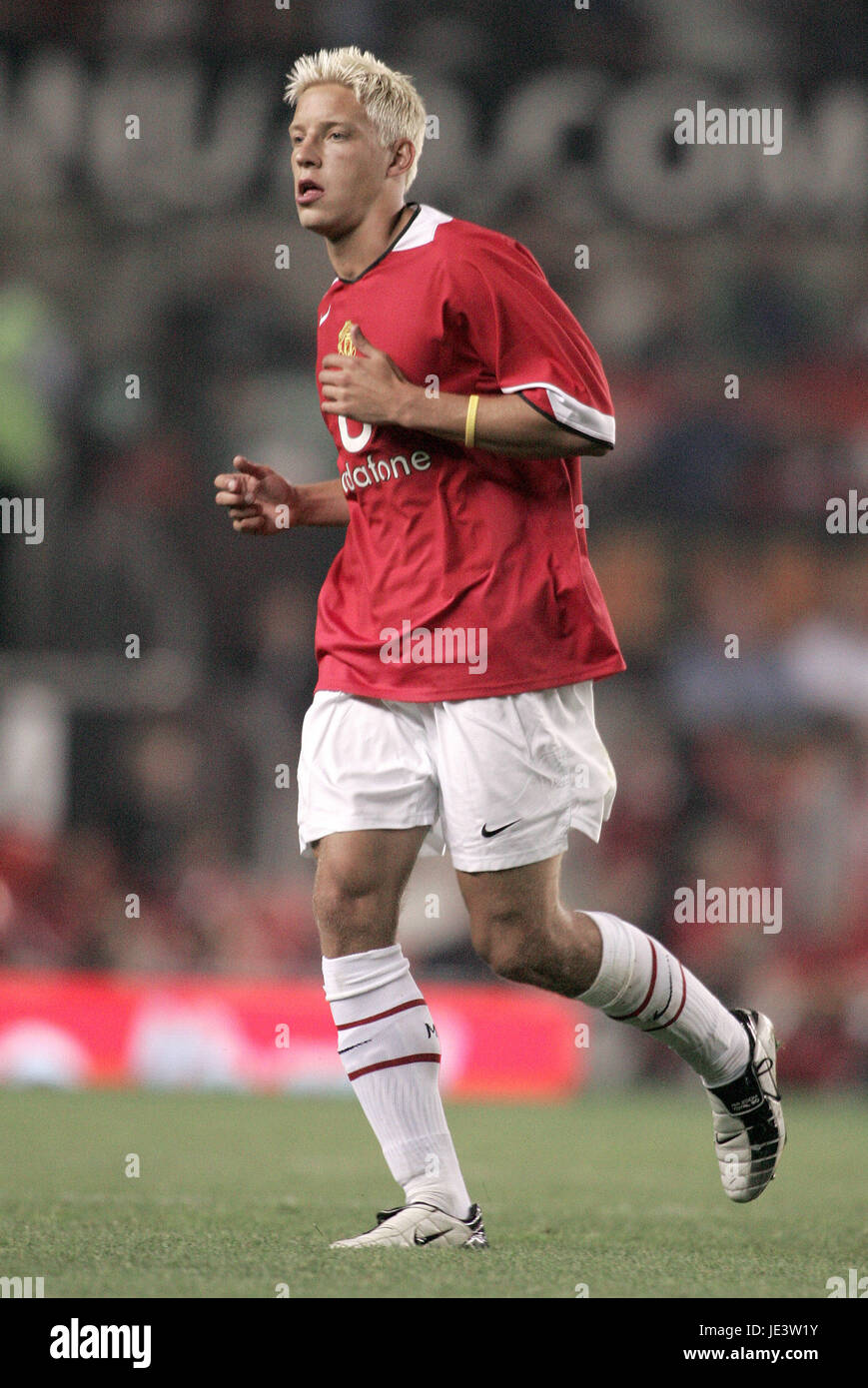 ALAN SMITH MANCHESTER UNITED FC OLD TRAFFORD MANCHESTER ENGLAND 03 ...