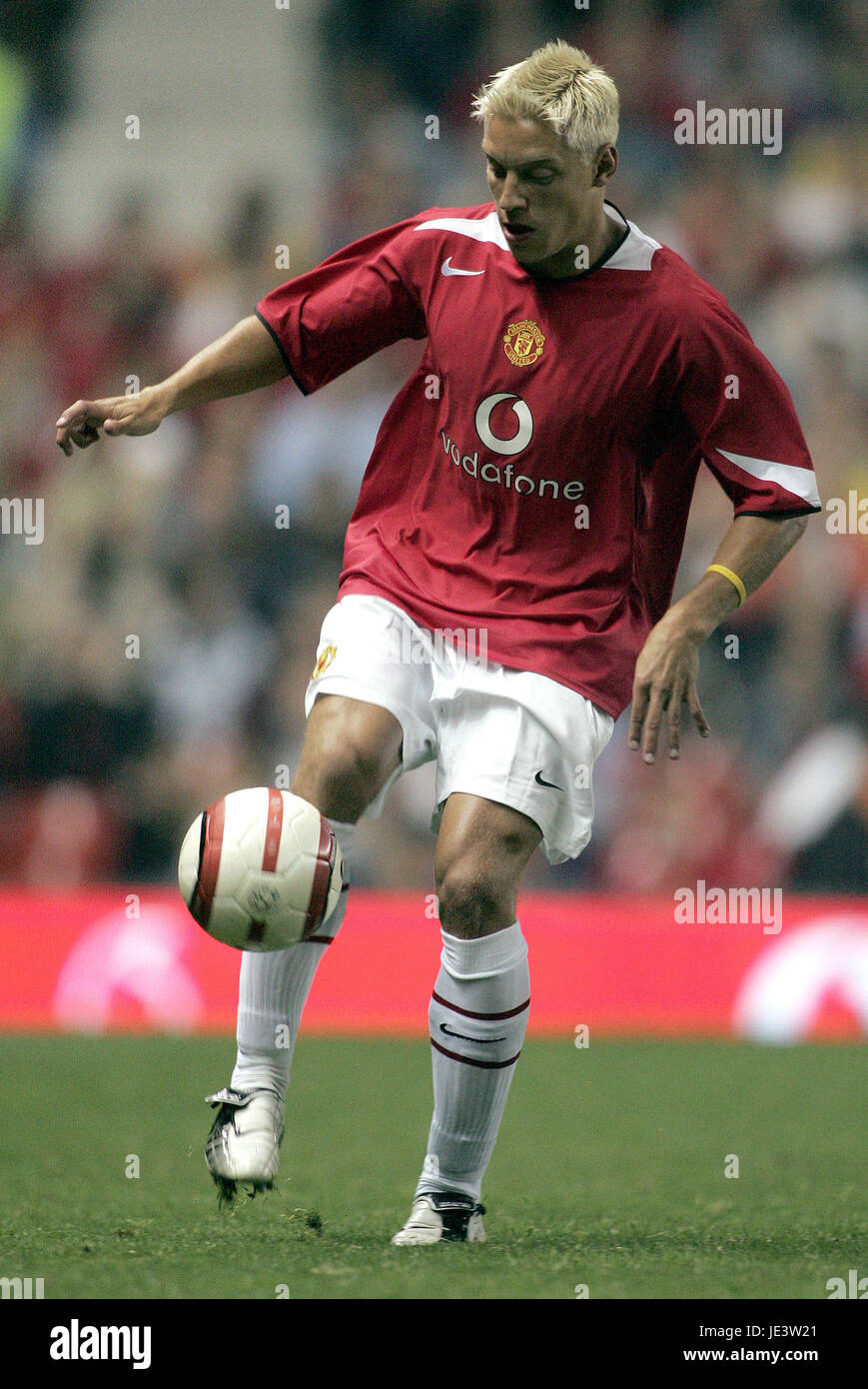 ALAN SMITH MANCHESTER UNITED FC OLD TRAFFORD MANCHESTER ENGLAND 03 ...
