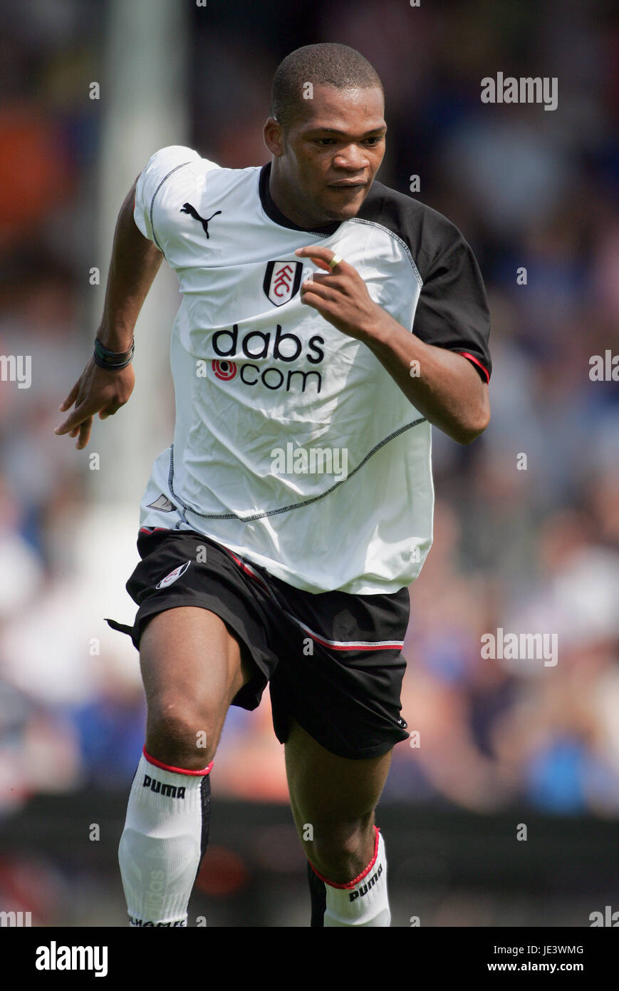 COLLINS JOHN FULHAM FC CRAVEN COTTAGE FULHAM ENGLAND 24 July 2004 Stock ...
