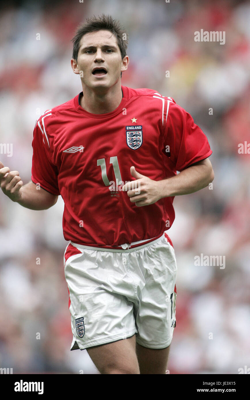 FRANK LAMPARD ENGLAND & CHELSEA FC CITY OF MANCHESTER STADIUM ...