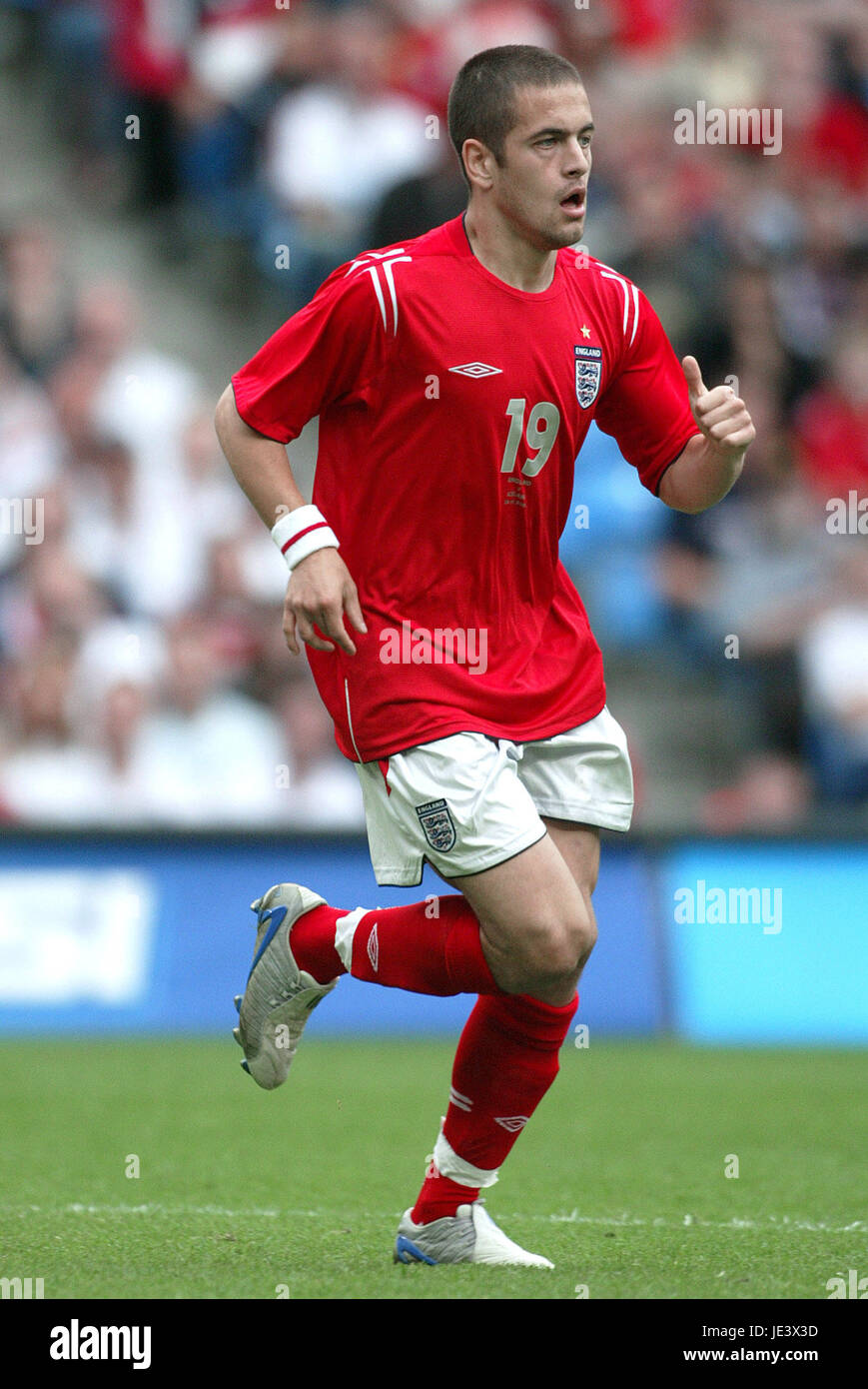 Joe cole 2004 hi-res stock photography and images - Alamy