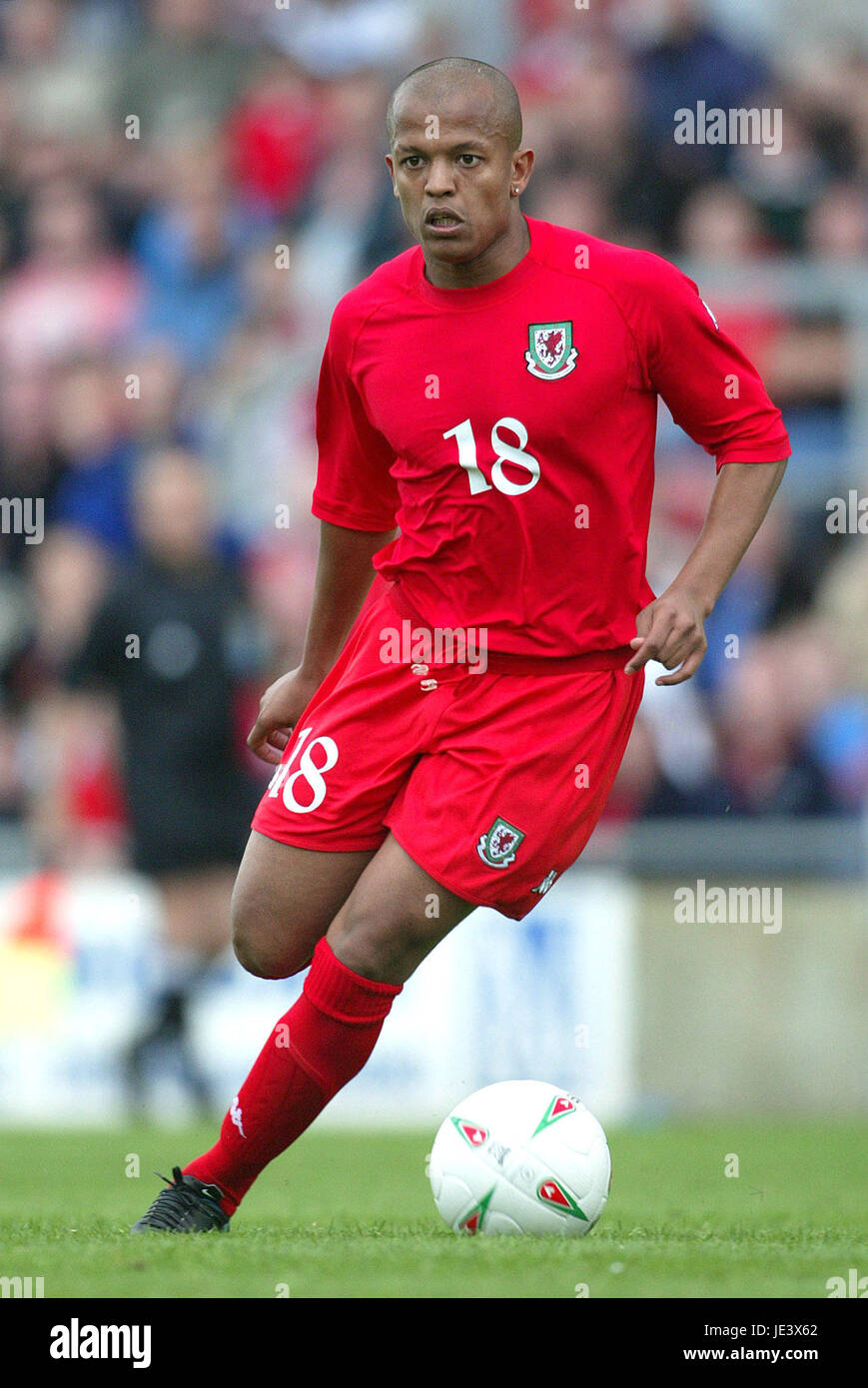 Robert earnshaw hi-res stock photography and images - Alamy