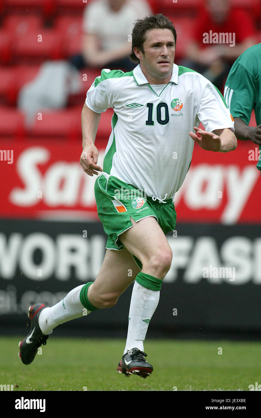 ROBBIE KEANE REPUBLIC OF IRELAND & SPURS THE VALLEY CHARLTON ENGLAND 29 ...