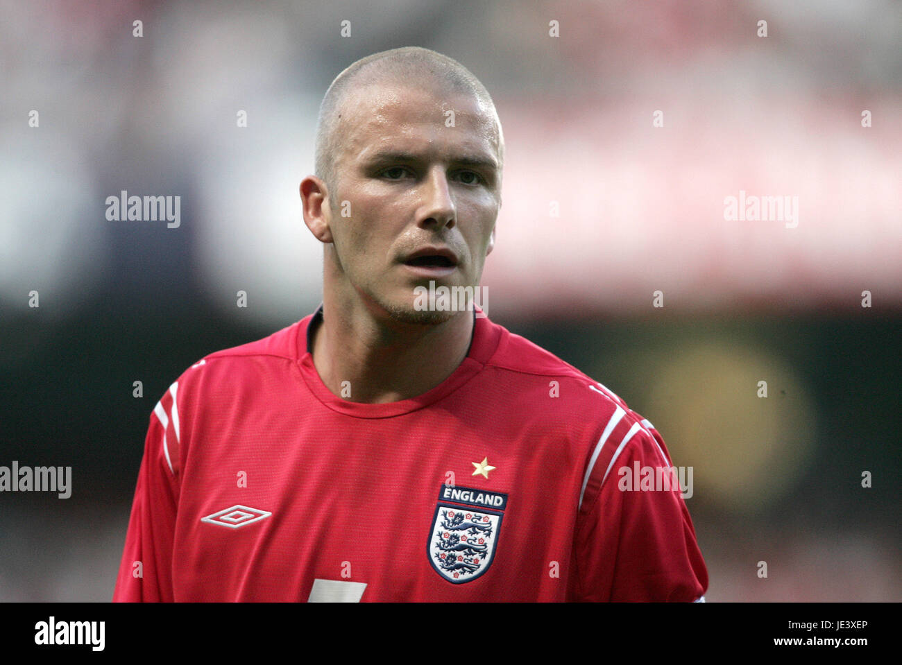 DAVID BECKHAM ENGLAND & REAL MADRID CF THE CITY OF MANCHESTER STADIUM ...