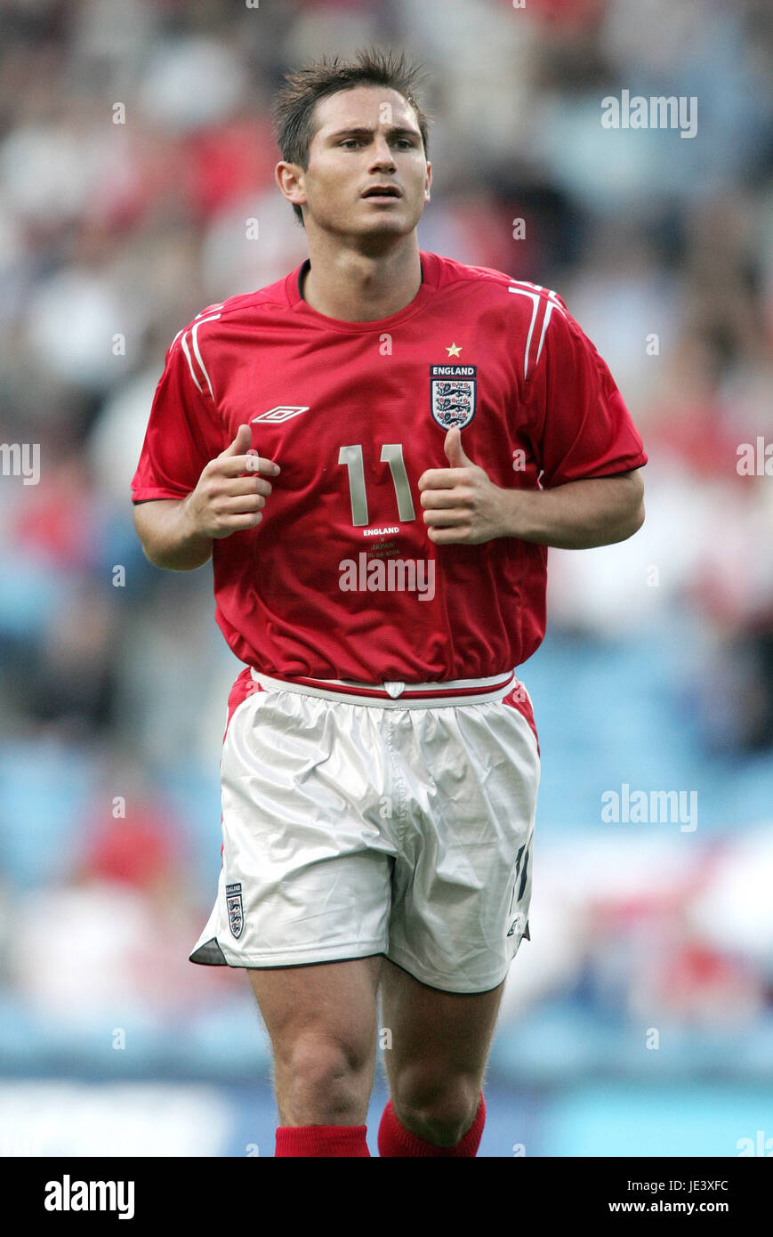 FRANK LAMPARD ENGLAND & CHELSEA FC THE CITY OF MANCHESTER STADIUM ...